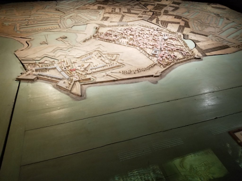 Les Invalides – Louis’ relief maps | Small Soldiers - Stout Hearts